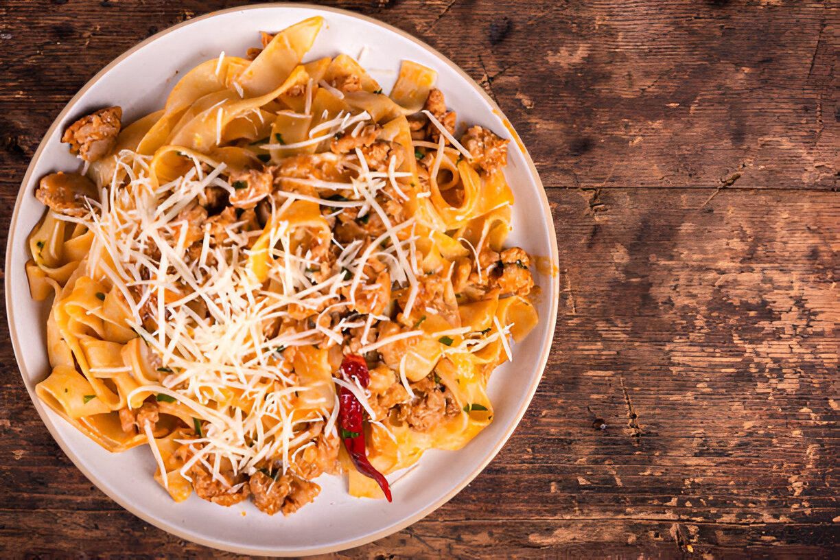 Cheesy Beef Taco Pasta: Easy One-Pot Family Meal Recipe
